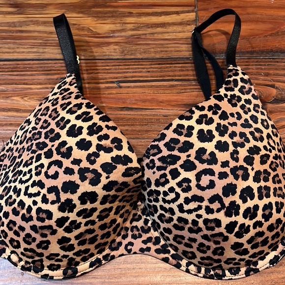 Juicy Couture | Intimates & Sleepwear | Juicy Couture Cheetah Print Bra ...